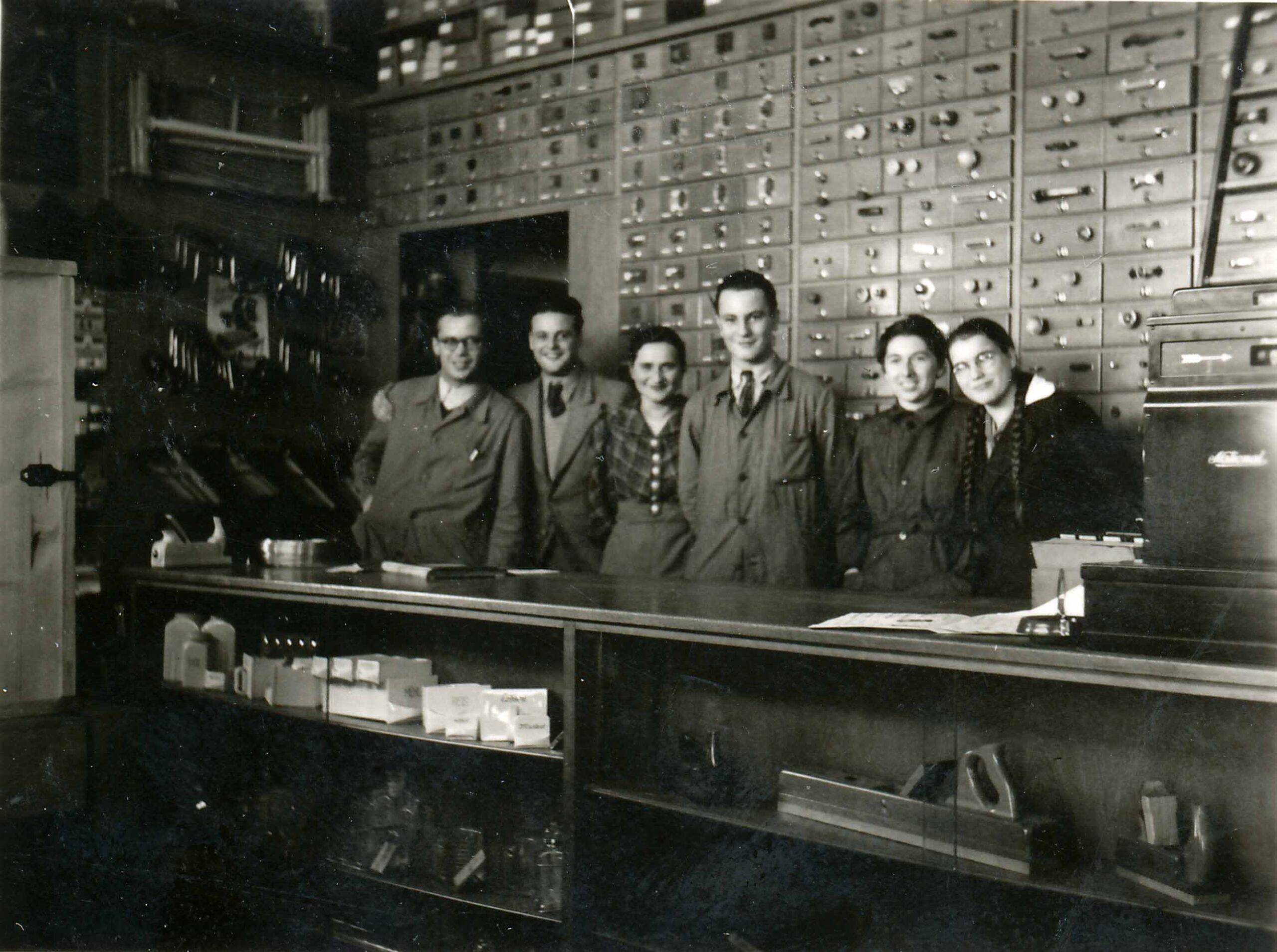 Häfele cumple cien años: "El cambio siempre significa continuidad ...